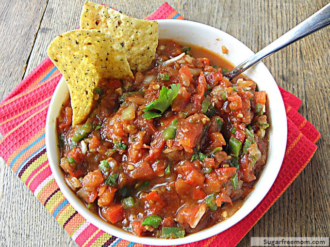 Easy Homemade Low Carb Keto Restaurant Style Salsa - Sugar-Free Mom