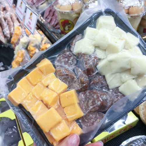 USA Cross Country Family Road Trip and Low Carb Travel Snacks