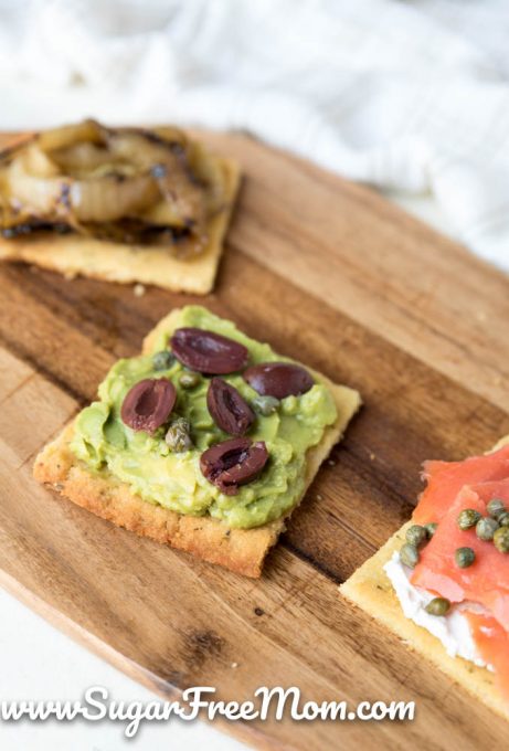 Quick Keto Toast {Low Carb, Paleo, AIP, Egg Free} - Sugar-Free Mom