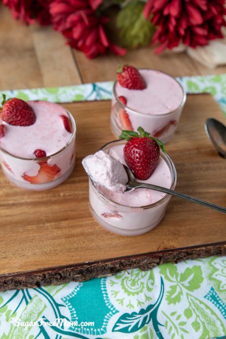 Low Carb Keto Cottage Cheese Strawberry Mousse - Sugar-Free Mom