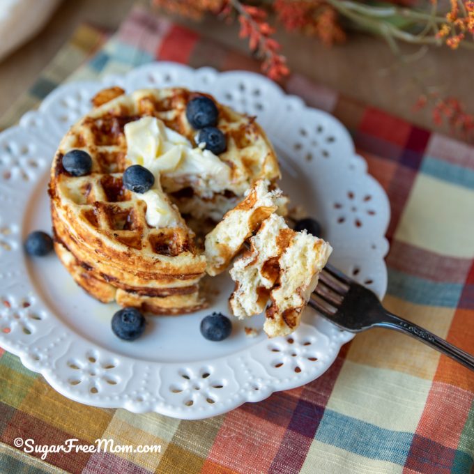 Easy Low Carb Keto Cottage Cheese Protein Waffles - Sugar-Free Mom