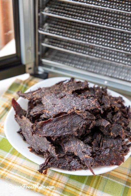 Homemade Sugar Free Low Carb Keto Beef Jerky Recipe - Sugar-Free Mom